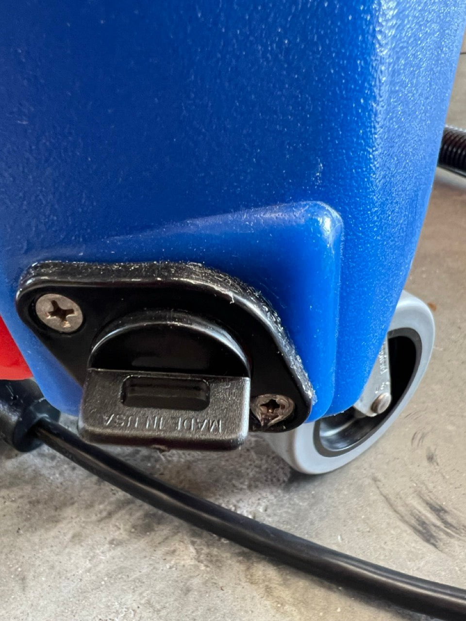 TMF Heated Pro Spotter Machine With Vacuum Hose and Upholstery Tool ...